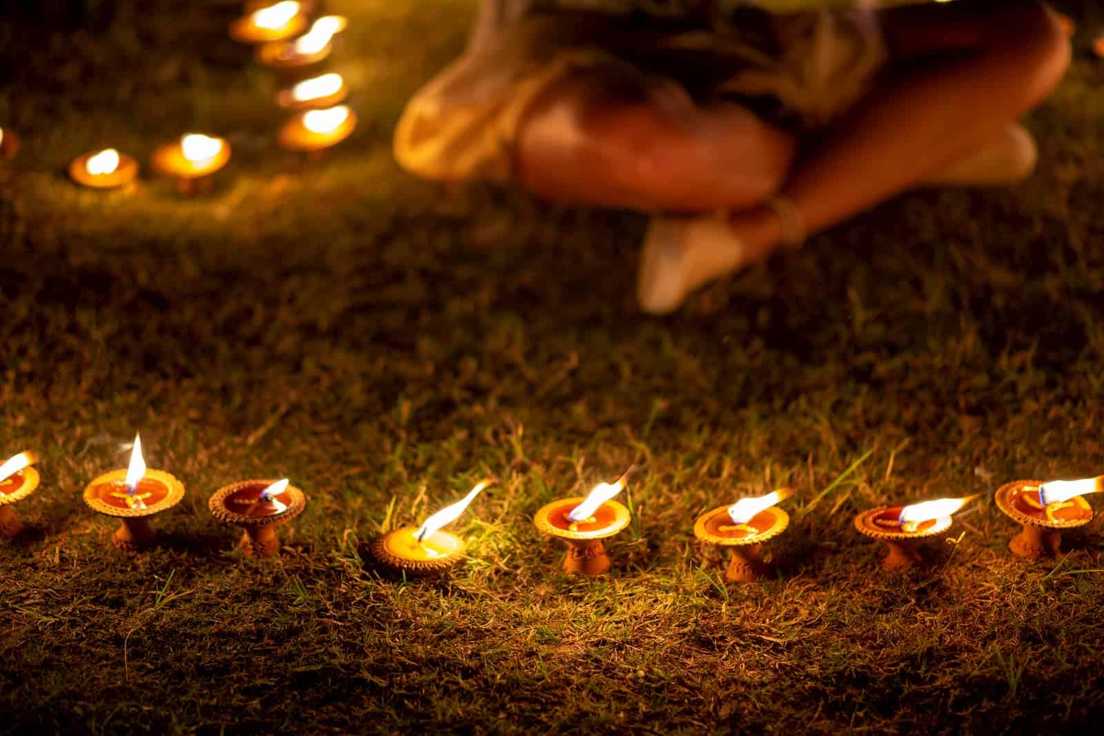 About Yi Peng Sky Lantern Festival - Yipeng Lantern Festival (Yee Peng ...
